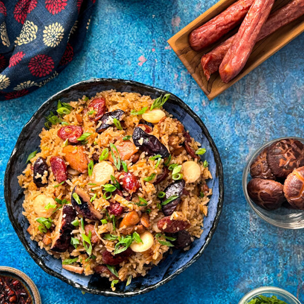 Clay Pot Chicken Rice with Lap Cheong and Shiitake Mushrooms - Yu Can Cook